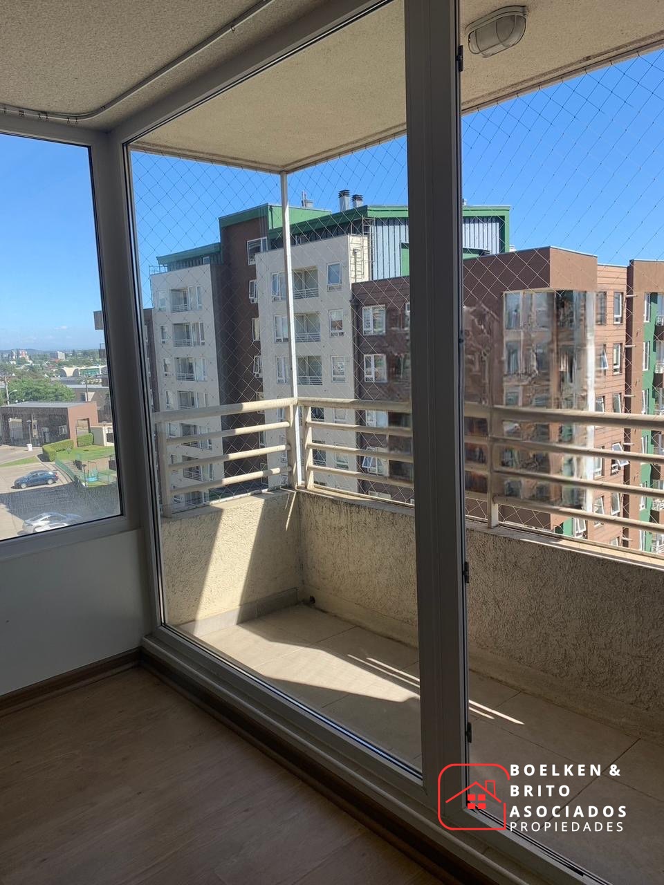 DEPARTAMENTO EXCELENTE UBICACIÓN – CONDOMINIO ALTAVISTA, TEMUCO – Boelken & Asociados